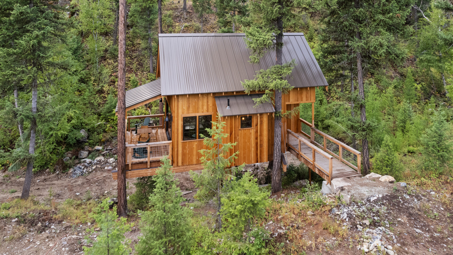 Elk Mountain Treehouse: A Montana Escape - Nelson Treehouse