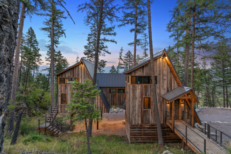 On The Rocks Ranch: An A-Frame Treehouse - Nelson Treehouse