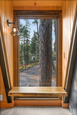 On The Rocks Ranch: An A-Frame Treehouse - Nelson Treehouse
