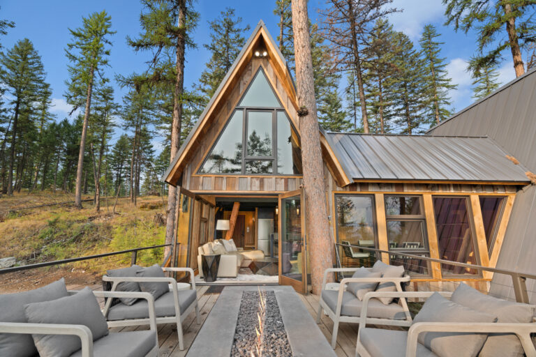 On The Rocks Ranch: An A-Frame Treehouse - Nelson Treehouse