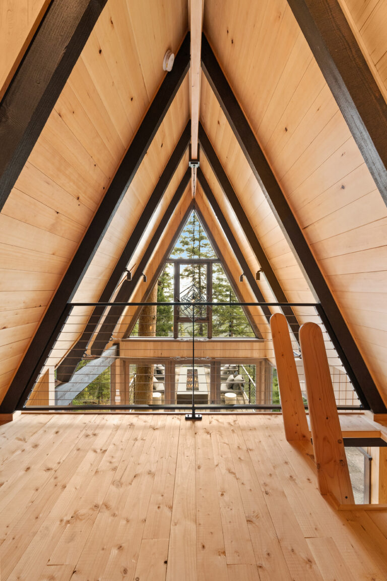 On The Rocks Ranch: An A-Frame Treehouse - Nelson Treehouse