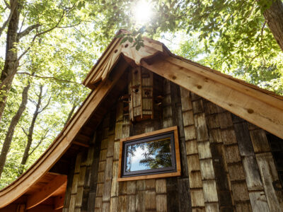 Amy Schumer’s Whimsical Treehouse - Nelson Treehouse
